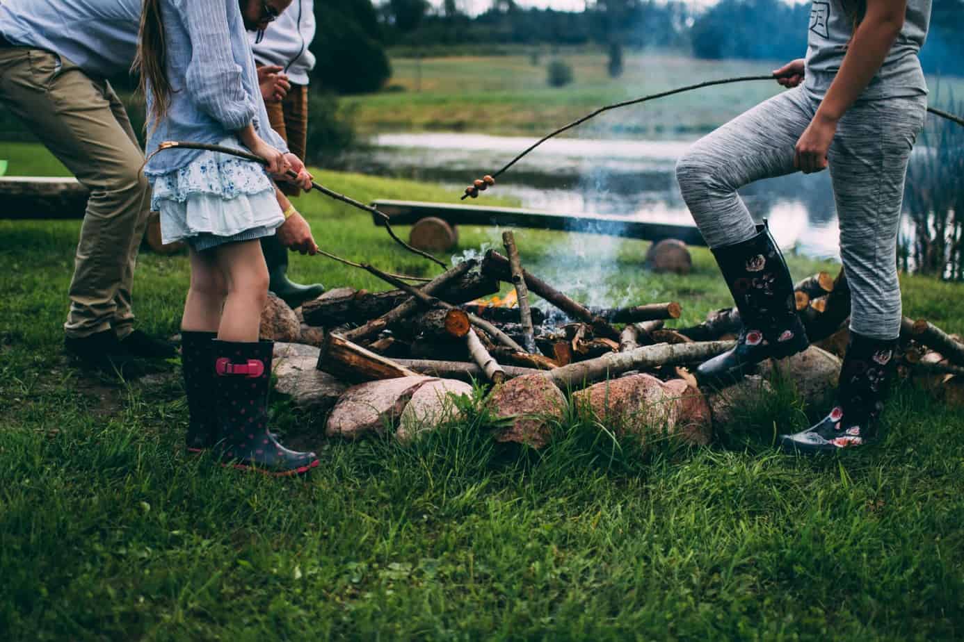 15 Fun & Stress-Free Ways to Enjoy Spring Break With Kids